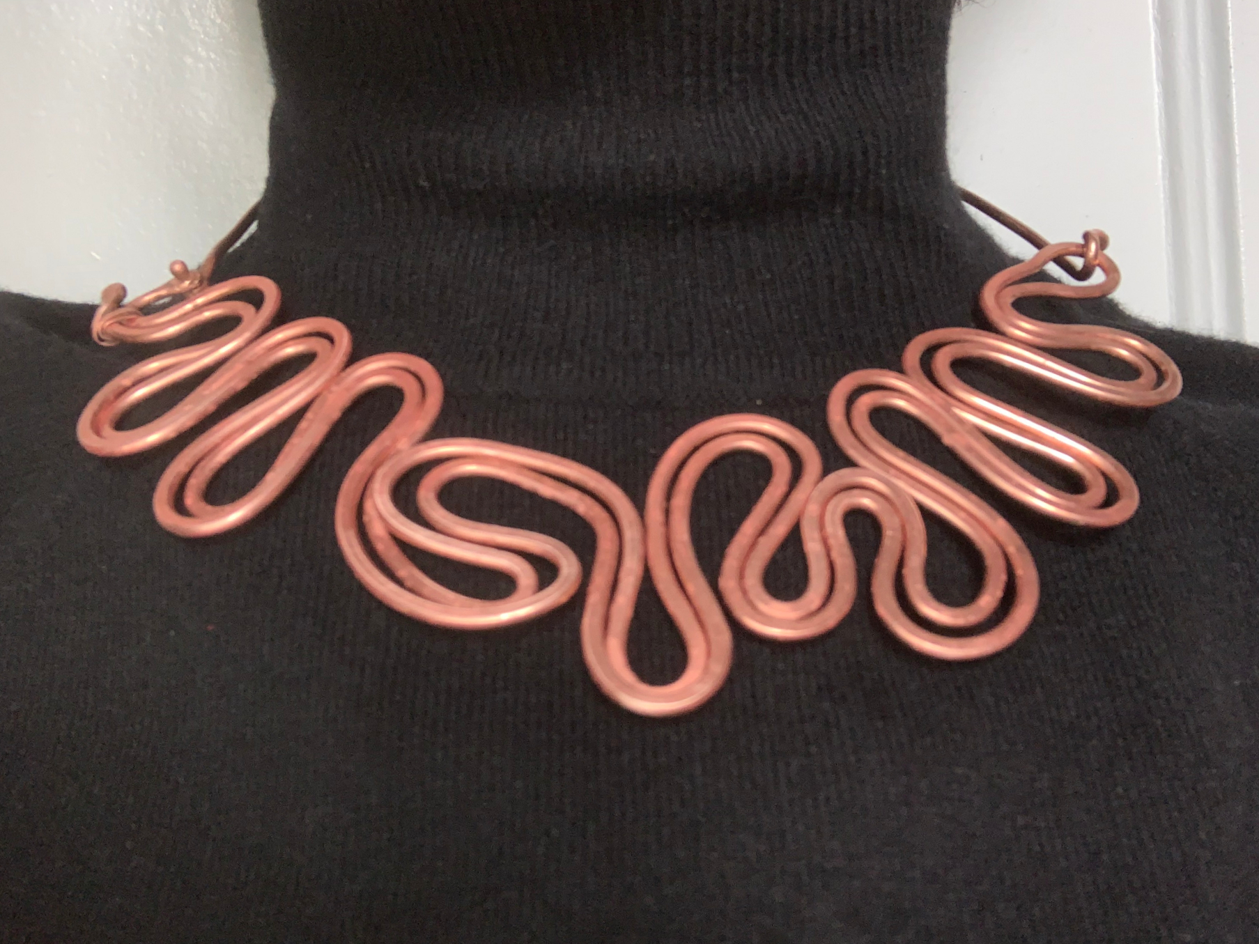 Swirly Neck Collar – Suzanne Posner Art